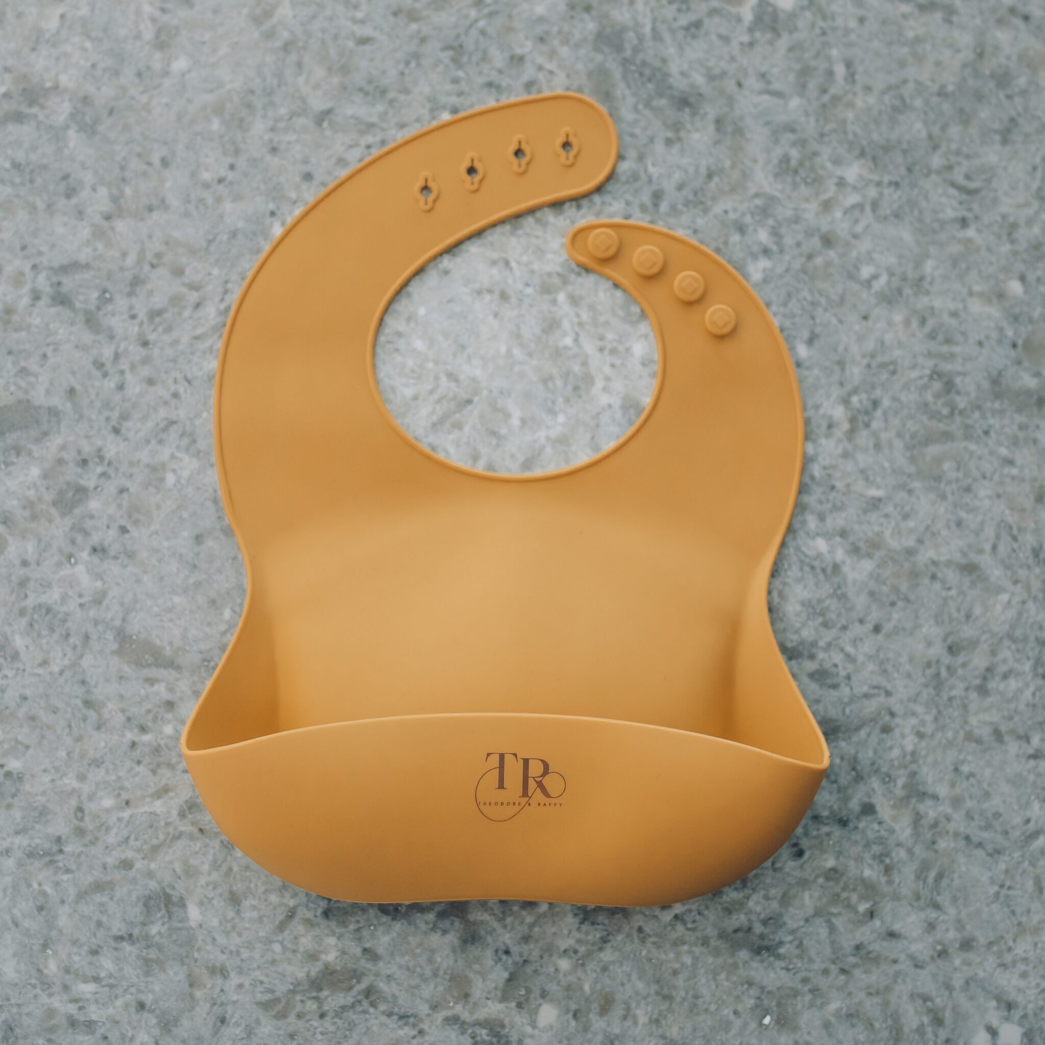Silicone Baby Bibs 3 x Pack Easy Clean Mango, Beige, Sand - Theodore ...